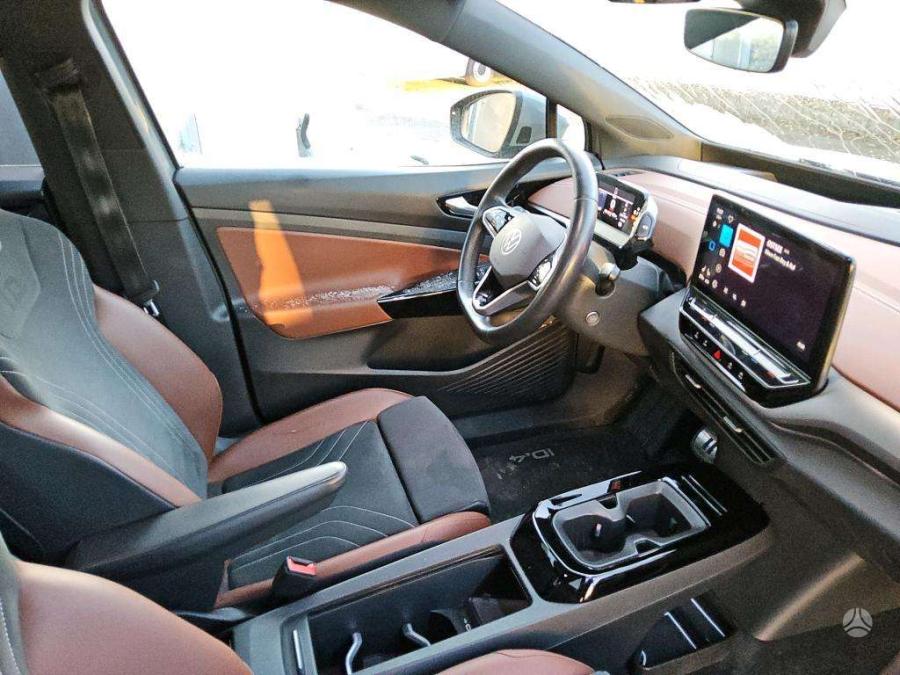 Серый Фольксваген ID.4 2022 в Вильнюс, объемом двигателя 0.00 л и пробегом 136 тыс. км за 20990 €, фото 7 на AUTOMOTO.COM.LV