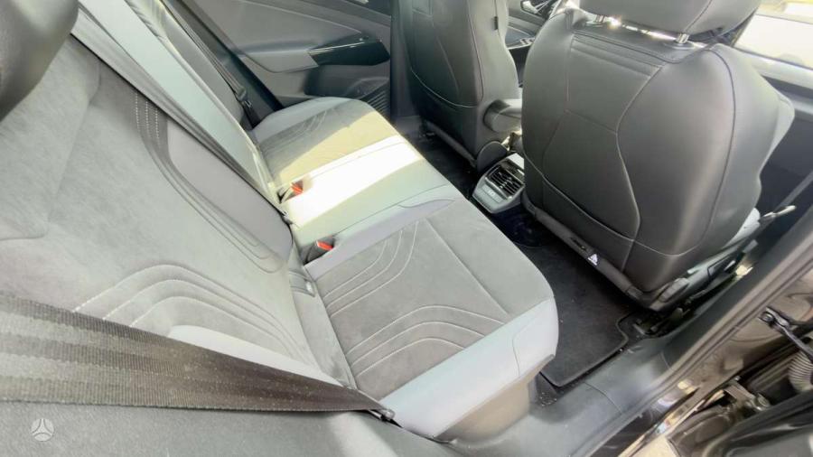 Pelēks Volkswagen ID.4 2022 Šauļi, ar dzinēja tilpumu 0.00 L un nobraukumu 57 tūkst. km par 19900 €, foto 23 vietnē AUTOMOTO.COM.LV