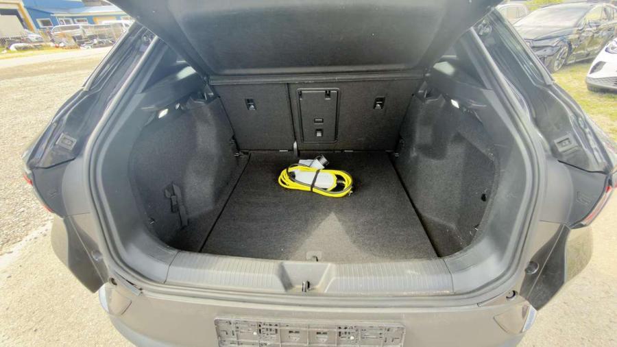 Pelēks Volkswagen ID.4 2022 Šauļi, ar dzinēja tilpumu 0.00 L un nobraukumu 57 tūkst. km par 19900 €, foto 27 vietnē AUTOMOTO.COM.LV