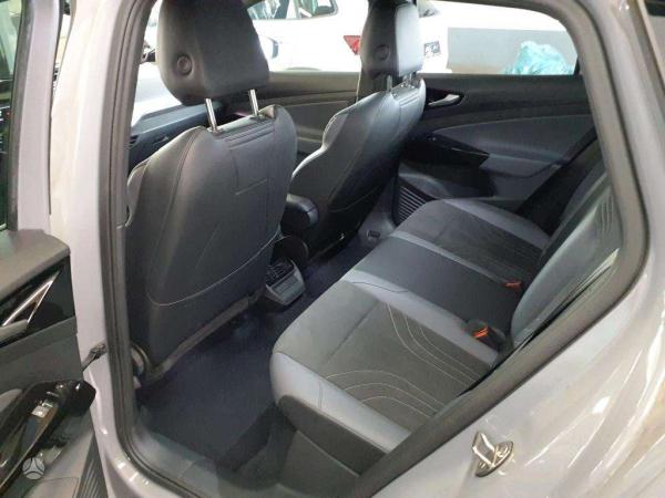 Grey Volkswagen ID.4 2022 in Vilnius, with an engine capacity of 0.00 L and mileage of 145 thousand km for 23990 €, photo 10 on AUTOMOTO.COM.LV