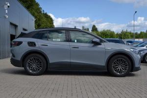 Grey Volkswagen ID.4 2022 in Vilnius, with an engine capacity of 0.00 L and mileage of 107 thousand km for 19000 €, photo 6 on AUTOMOTO.COM.LV