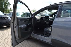 Grey Volkswagen ID.4 2022 in Vilnius, with an engine capacity of 0.00 L and mileage of 107 thousand km for 19000 €, photo 22 on AUTOMOTO.COM.LV