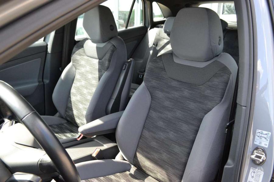 Grey Volkswagen ID.4 2022 in Vilnius, with an engine capacity of 0.00 L and mileage of 107 thousand km for 19000 €, photo 28 on AUTOMOTO.COM.LV