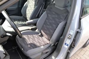 Grey Volkswagen ID.4 2022 in Vilnius, with an engine capacity of 0.00 L and mileage of 107 thousand km for 19000 €, photo 29 on AUTOMOTO.COM.LV