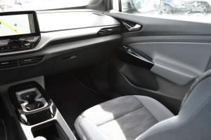 Grey Volkswagen ID.4 2022 in Vilnius, with an engine capacity of 0.00 L and mileage of 107 thousand km for 19000 €, photo 41 on AUTOMOTO.COM.LV
