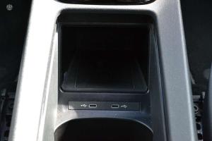 Grey Volkswagen ID.4 2022 in Vilnius, with an engine capacity of 0.00 L and mileage of 107 thousand km for 19000 €, photo 53 on AUTOMOTO.COM.LV