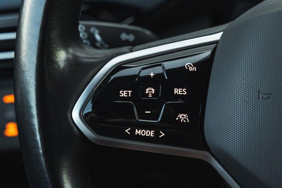 Pelēks Volkswagen ID.4 2022 Ventspils, ar dzinēja tilpumu 0.00 L un nobraukumu 87 tūkst. km par 34900 €, foto 25 vietnē AUTOMOTO.COM.LV