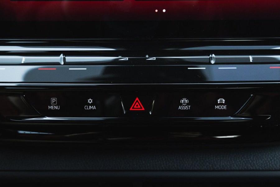 Pelēks Volkswagen ID.4 2022 Ventspils, ar dzinēja tilpumu 0.00 L un nobraukumu 87 tūkst. km par 34900 €, foto 39 vietnē AUTOMOTO.COM.LV