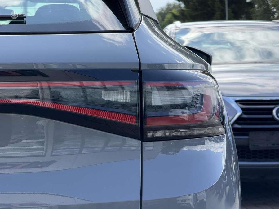 Grey Volkswagen ID.4 2022 in Vilnius, with an engine capacity of 0.00 L and mileage of 107 thousand km for 18000 €, photo 21 on AUTOMOTO.COM.LV