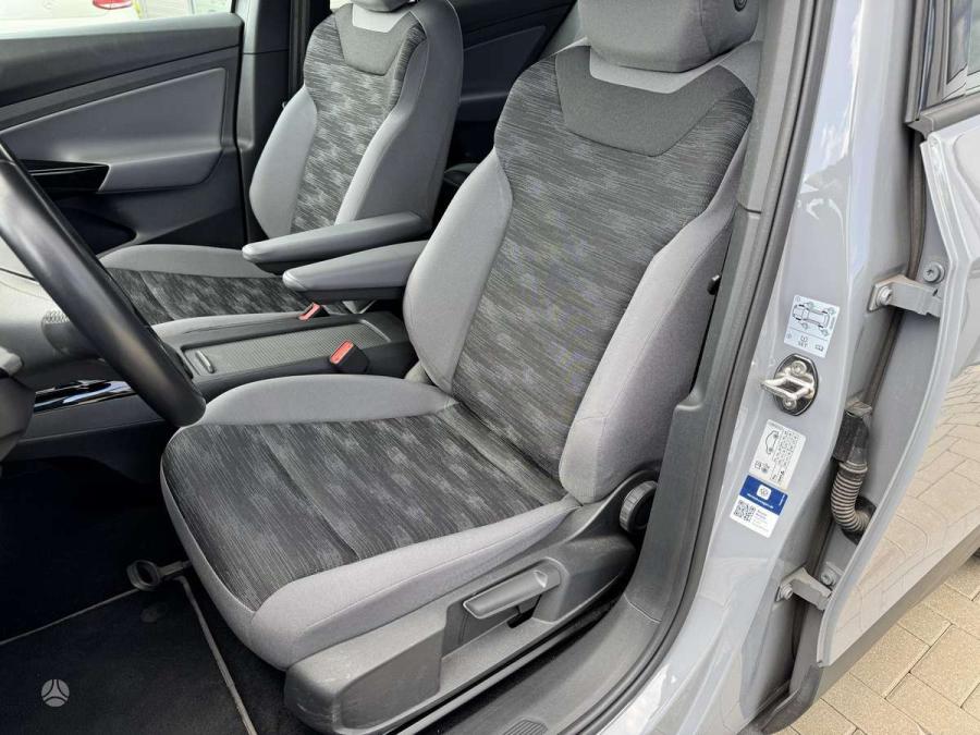 Grey Volkswagen ID.4 2022 in Vilnius, with an engine capacity of 0.00 L and mileage of 107 thousand km for 18000 €, photo 26 on AUTOMOTO.COM.LV