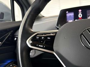 Pelēks Volkswagen ID.4 2023 Viļņa, ar dzinēja tilpumu 0.00 L un nobraukumu 97 tūkst. km par 28000 €, foto 8 vietnē AUTOMOTO.COM.LV