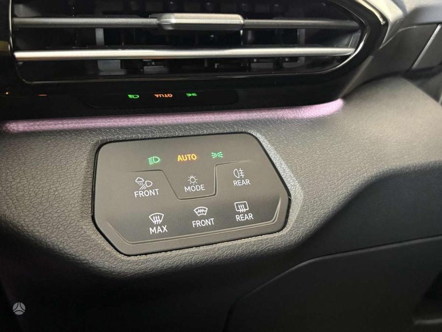 Pelēks Volkswagen ID.4 2023 Viļņa, ar dzinēja tilpumu 0.00 L un nobraukumu 97 tūkst. km par 28000 €, foto 18 vietnē AUTOMOTO.COM.LV