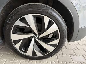 Pelēks Volkswagen ID.4 2023 Viļņa, ar dzinēja tilpumu 0.00 L un nobraukumu 97 tūkst. km par 28000 €, foto 35 vietnē AUTOMOTO.COM.LV