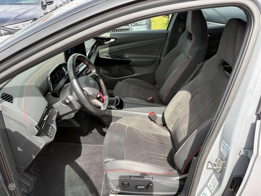Pelēks Volkswagen ID.4 2023 Viļņa, ar dzinēja tilpumu 0.00 L un nobraukumu 168 tūkst. km par 26200 €, foto 14 vietnē AUTOMOTO.COM.LV