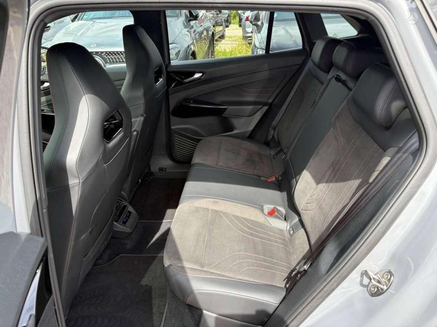 Pelēks Volkswagen ID.4 2023 Viļņa, ar dzinēja tilpumu 0.00 L un nobraukumu 168 tūkst. km par 26200 €, foto 17 vietnē AUTOMOTO.COM.LV