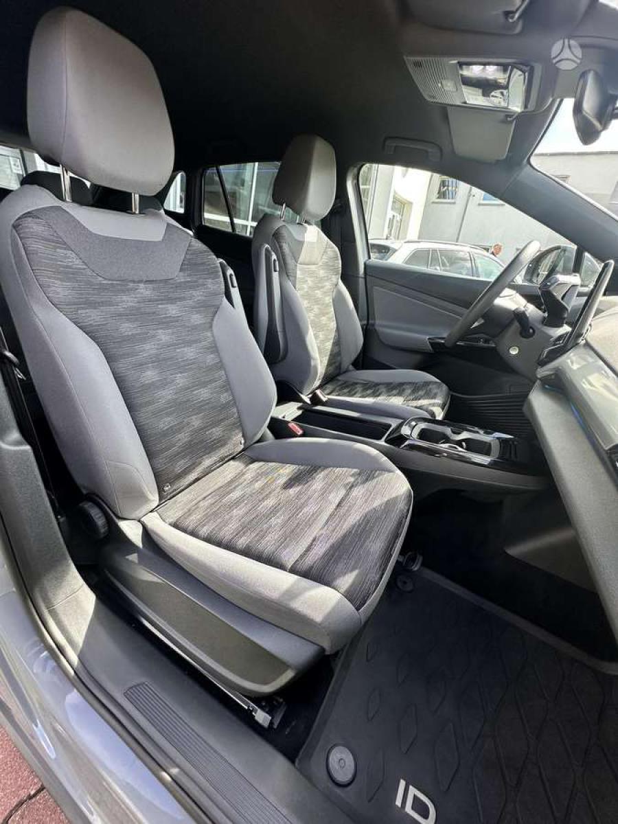 Grey Volkswagen ID.4 2023 in Panevezys, with an engine capacity of 0.00 L and mileage of 142 thousand km for 23500 €, photo 19 on AUTOMOTO.COM.LV