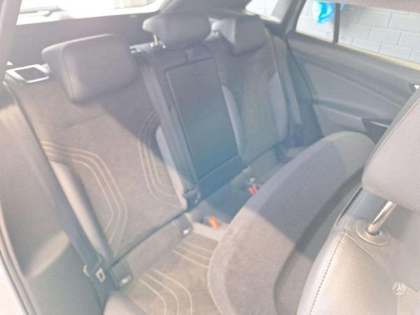 Pelēks Volkswagen ID.4 2023 Viļņa, ar dzinēja tilpumu 0.00 L un nobraukumu 137 tūkst. km par 25490 €, foto 10 vietnē AUTOMOTO.COM.LV