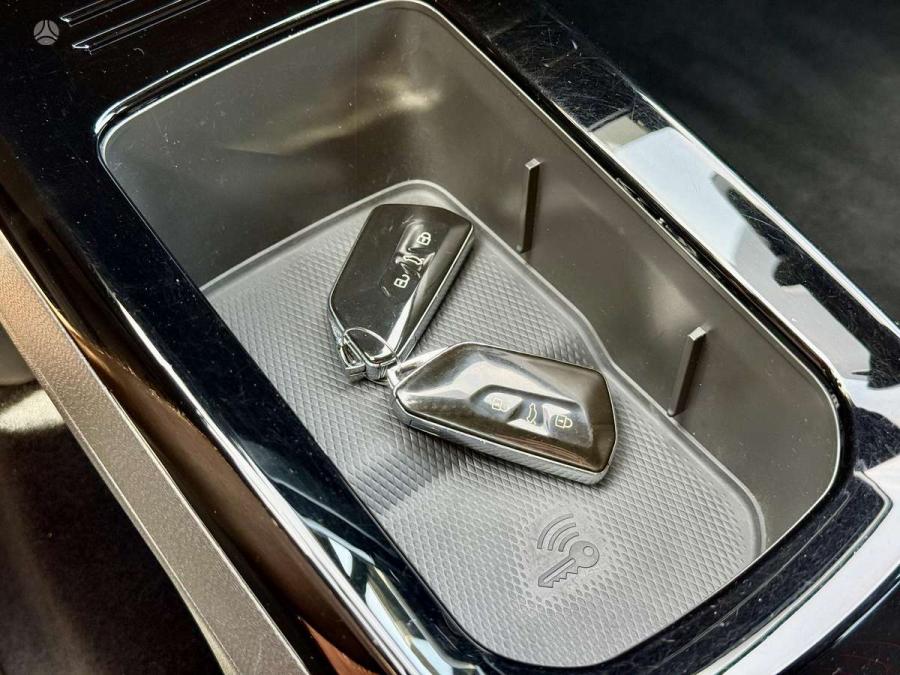 Pelēks Volkswagen ID.4 2024 Vilkaviškis, ar dzinēja tilpumu 0.00 L un nobraukumu 40 tūkst. km par 33500 €, foto 23 vietnē AUTOMOTO.COM.LV