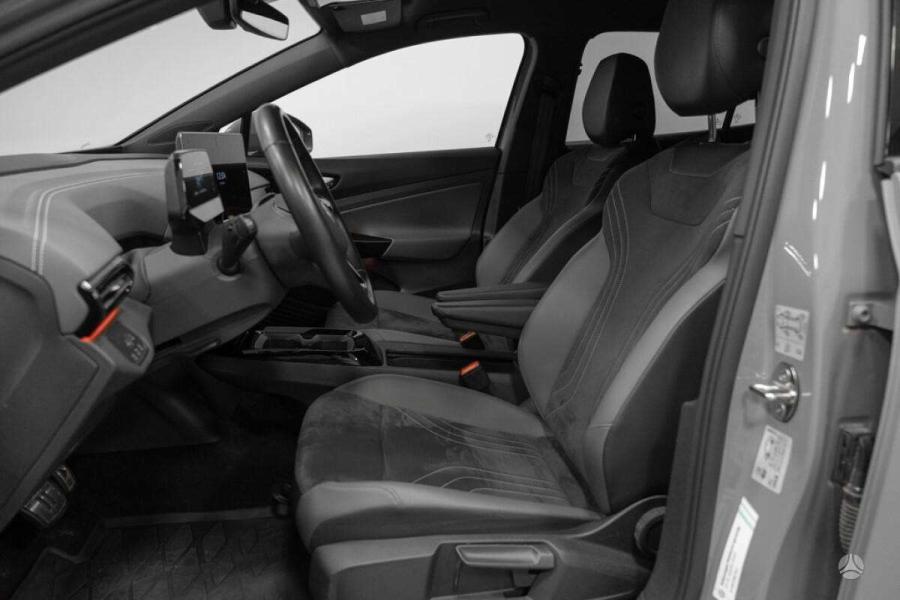 Pelēks Volkswagen ID.4 2025 Viļņa, ar dzinēja tilpumu 0.00 L un nobraukumu 27 tūkst. km par 35900 €, foto 6 vietnē AUTOMOTO.COM.LV
