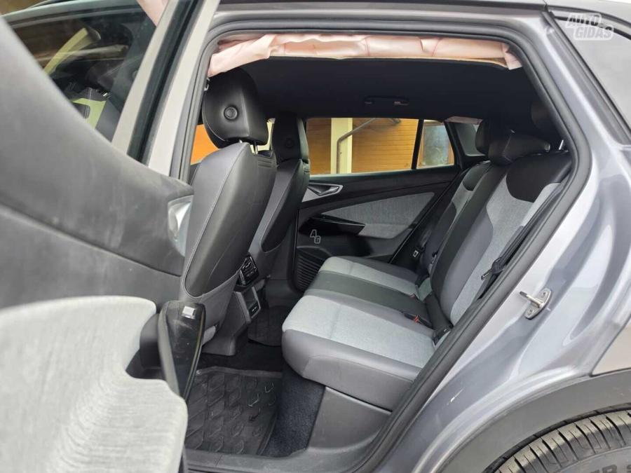 Pelēks Volkswagen ID.4 2023 Kretinga, ar dzinēja tilpumu 0.00 L un nobraukumu 64 tūkst. km par 12800 €, foto 11 vietnē AUTOMOTO.COM.LV