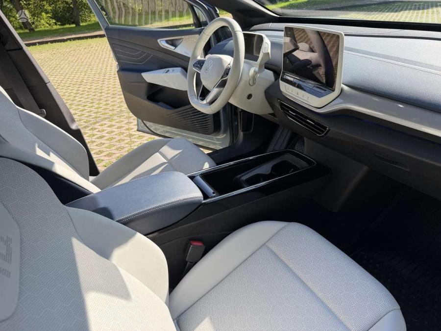 Grey Volkswagen ID.4 2023 in Vilnius, with an engine capacity of 0.00 L and mileage of 22 thousand km for 26800 €, photo 14 on AUTOMOTO.COM.LV