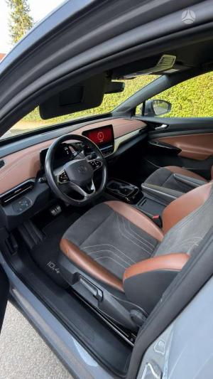 Grey Volkswagen ID.4 2023 in Kaunas, with an engine capacity of 0.00 L and mileage of 95 thousand km for 27900 €, photo 6 on AUTOMOTO.COM.LV