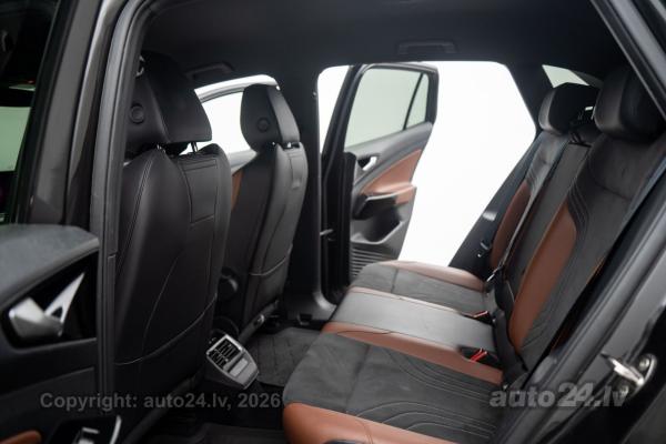 Grey Volkswagen ID.4 2021 in Tallinn, with an engine capacity of 0.00 L and mileage of 128 thousand km for 23999 €, photo 8 on AUTOMOTO.COM.LV