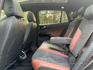 Pelēks Volkswagen ID.4 2021 Tallina, ar dzinēja tilpumu 0.00 L un nobraukumu 128 tūkst. km par 26900 €, foto 13 vietnē AUTOMOTO.COM.LV