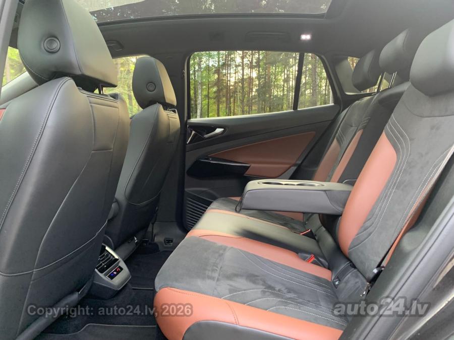 Pelēks Volkswagen ID.4 2021 Tallina, ar dzinēja tilpumu 0.00 L un nobraukumu 128 tūkst. km par 26900 €, foto 13 vietnē AUTOMOTO.COM.LV