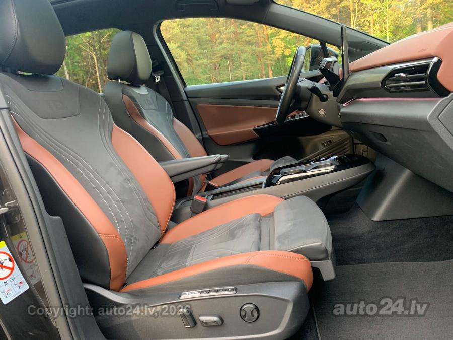 Pelēks Volkswagen ID.4 2021 Tallina, ar dzinēja tilpumu 0.00 L un nobraukumu 128 tūkst. km par 26900 €, foto 14 vietnē AUTOMOTO.COM.LV