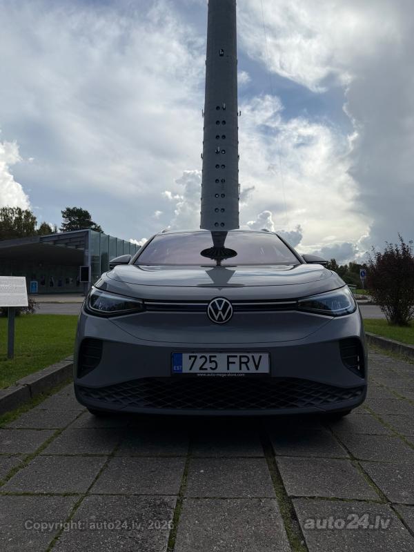 Pelēks Volkswagen ID.4 2022 Tallina, ar dzinēja tilpumu 0.00 L un nobraukumu 105 tūkst. km par 30900 €, foto 3 vietnē AUTOMOTO.COM.LV