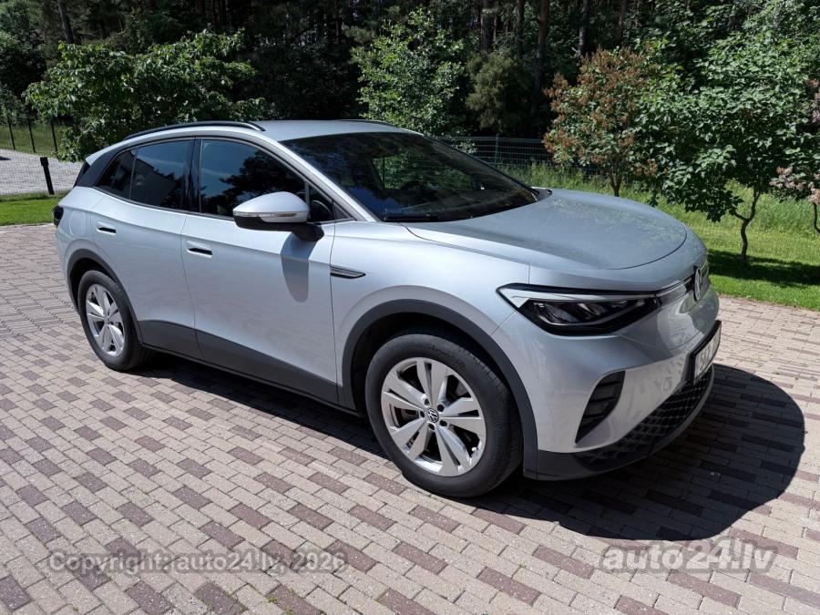 Pelēks Volkswagen ID.4 2023 Tallina, ar dzinēja tilpumu 0.00 L un nobraukumu 33 tūkst. km par 39900 €, foto 1 vietnē AUTOMOTO.COM.LV