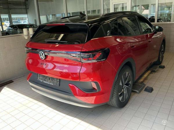 Sarkans Volkswagen ID.4 2022 Viļņa, ar dzinēja tilpumu 0.00 L un nobraukumu 104 tūkst. km par 27990 €, foto 4 vietnē AUTOMOTO.COM.LV