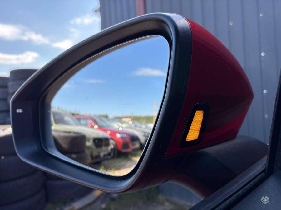 Sarkans Volkswagen ID.4 2022 Viļņa, ar dzinēja tilpumu 0.00 L un nobraukumu 150 tūkst. km par 25700 €, foto 17 vietnē AUTOMOTO.COM.LV
