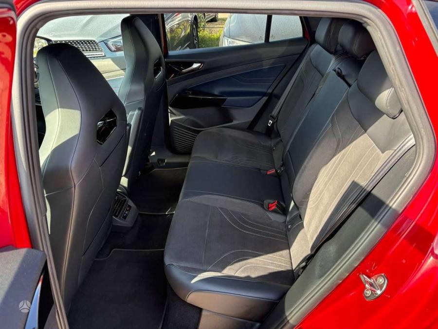 Sarkans Volkswagen ID.4 2022 Viļņa, ar dzinēja tilpumu 0.00 L un nobraukumu 150 tūkst. km par 25700 €, foto 18 vietnē AUTOMOTO.COM.LV