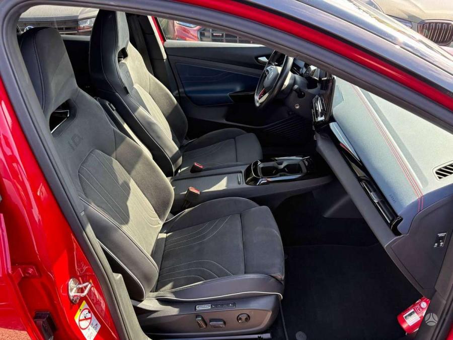 Sarkans Volkswagen ID.4 2022 Viļņa, ar dzinēja tilpumu 0.00 L un nobraukumu 150 tūkst. km par 25700 €, foto 19 vietnē AUTOMOTO.COM.LV