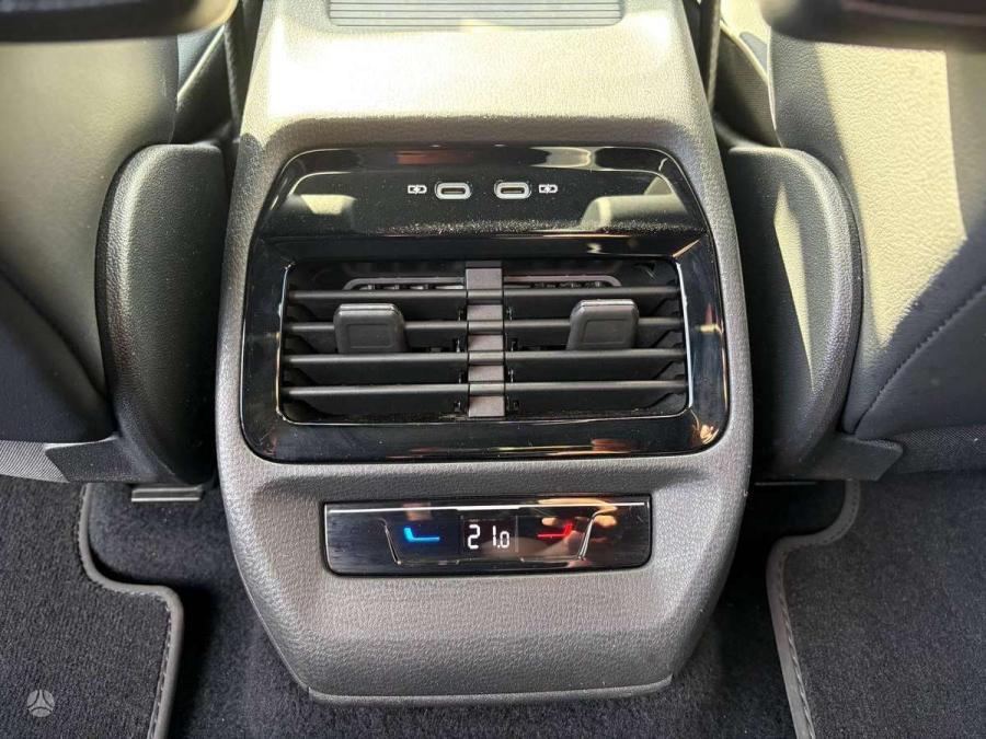 Sarkans Volkswagen ID.4 2022 Viļņa, ar dzinēja tilpumu 0.00 L un nobraukumu 150 tūkst. km par 25700 €, foto 21 vietnē AUTOMOTO.COM.LV