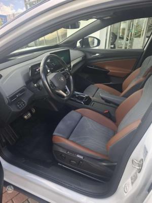 Balts Volkswagen ID.4 2020 Šauļi, ar dzinēja tilpumu 0.00 L un nobraukumu 91 tūkst. km par 22600 €, foto 8 vietnē AUTOMOTO.COM.LV