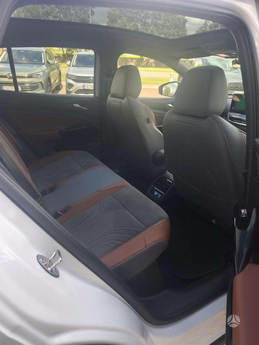 Balts Volkswagen ID.4 2020 Šauļi, ar dzinēja tilpumu 0.00 L un nobraukumu 91 tūkst. km par 22600 €, foto 12 vietnē AUTOMOTO.COM.LV