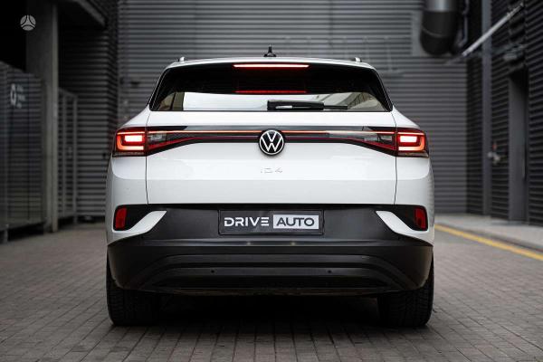 White Volkswagen ID.4 2022 in Vilnius, with an engine capacity of 0.00 L and mileage of 95 thousand km for 23900 €, photo 4 on AUTOMOTO.COM.LV