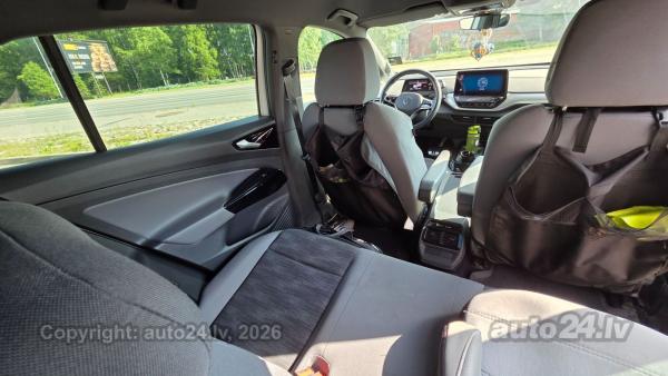 Balts Volkswagen ID.4 2022 Tallina, ar dzinēja tilpumu 0.00 L un nobraukumu 44 tūkst. km par 26960 €, foto 9 vietnē AUTOMOTO.COM.LV