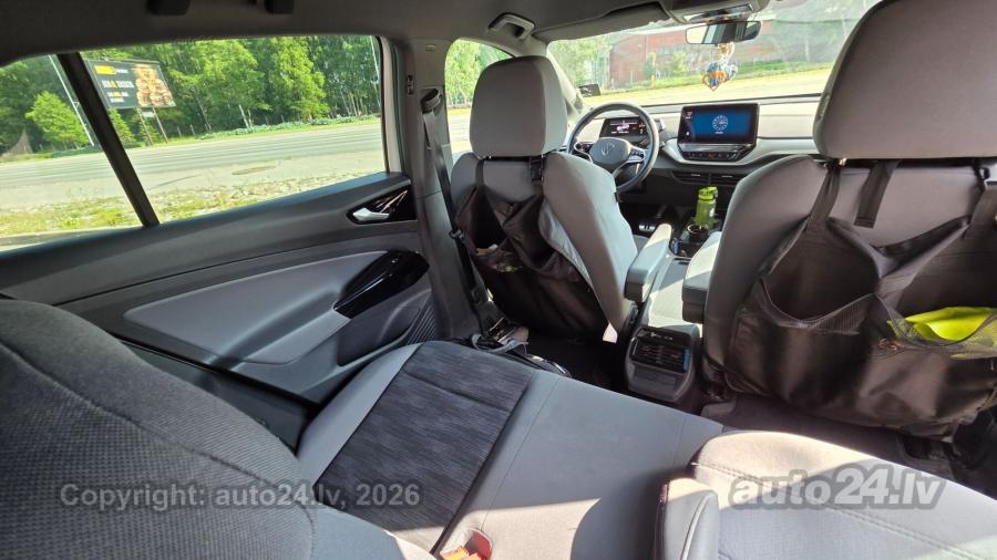 White Volkswagen ID.4 2022 in Tallinn, with an engine capacity of 0.00 L and mileage of 44 thousand km for 26960 €, photo 10 on AUTOMOTO.COM.LV