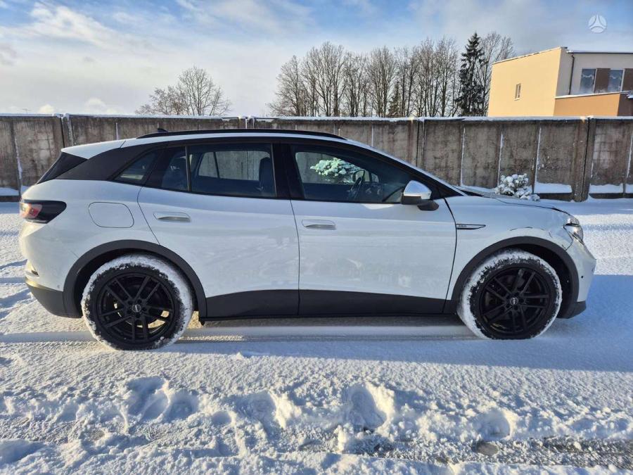 Balts Volkswagen ID.4 2023 Mažeikiai, ar dzinēja tilpumu 0.00 L un nobraukumu 51 tūkst. km par 16900 €, foto 5 vietnē AUTOMOTO.COM.LV
