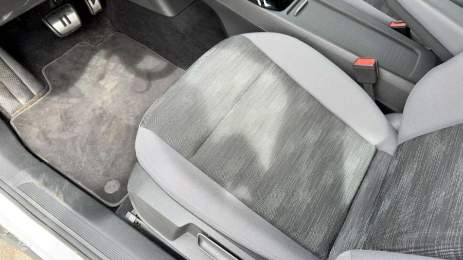 Balts Volkswagen ID.4 2023 Šauļi, ar dzinēja tilpumu 0.00 L un nobraukumu 75 tūkst. km par 19350 €, foto 31 vietnē AUTOMOTO.COM.LV