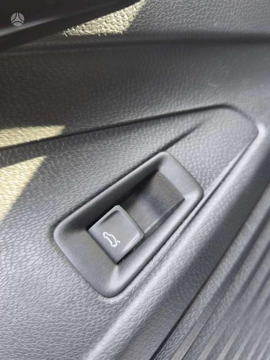 Balts Volkswagen ID.4 2023 Šauļi, ar dzinēja tilpumu 0.00 L un nobraukumu 80 tūkst. km par 32500 €, foto 17 vietnē AUTOMOTO.COM.LV