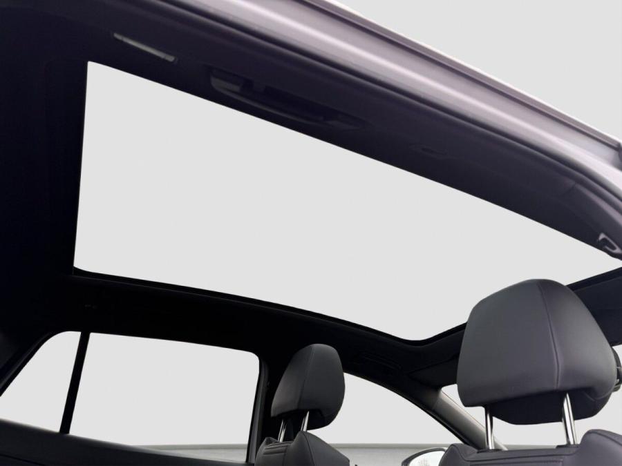 Balts Volkswagen ID.4 2020 Pērnava, ar dzinēja tilpumu 0.00 L un nobraukumu 87 tūkst. km par 29950 €, foto 9 vietnē AUTOMOTO.COM.LV