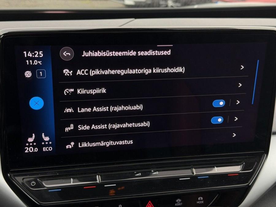 Balts Volkswagen ID.4 2020 Pērnava, ar dzinēja tilpumu 0.00 L un nobraukumu 87 tūkst. km par 29950 €, foto 16 vietnē AUTOMOTO.COM.LV