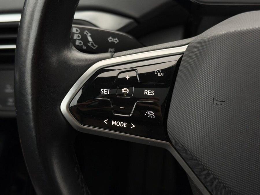 Balts Volkswagen ID.4 2020 Pērnava, ar dzinēja tilpumu 0.00 L un nobraukumu 87 tūkst. km par 29950 €, foto 26 vietnē AUTOMOTO.COM.LV