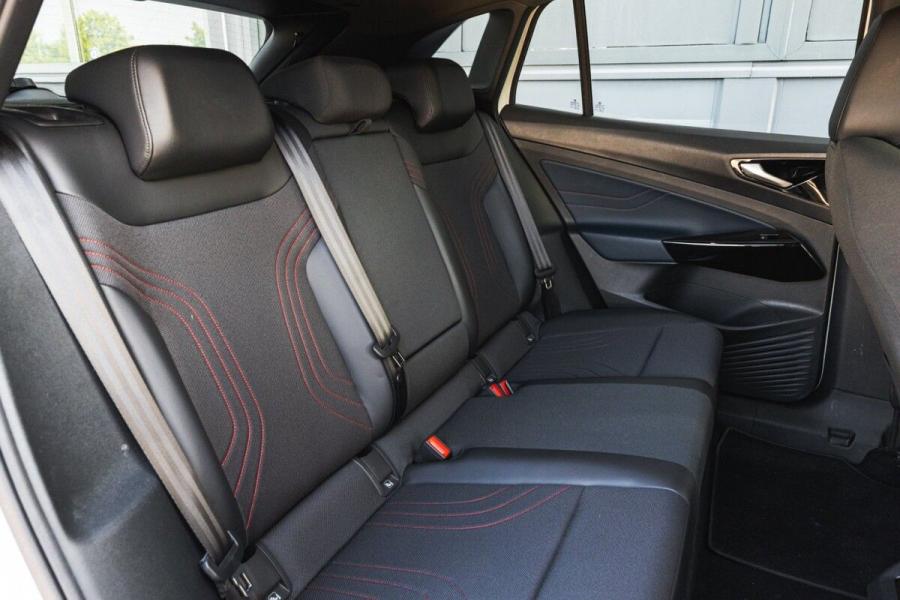 Белый Фольксваген ID.4 2022 в Вентспилс, объемом двигателя 0.00 л и пробегом 98 тыс. км за 35000 €, фото 36 на AUTOMOTO.COM.LV