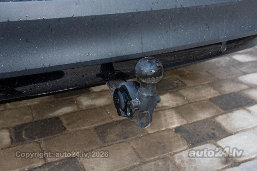 Balts Volkswagen ID.4 2023 Rīga, ar dzinēja tilpumu 0.00 L un nobraukumu 77 tūkst. km par 35900 €, foto 6 vietnē AUTOMOTO.COM.LV